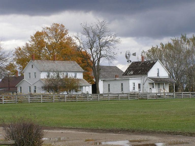 Building White Communities - American Renaissance